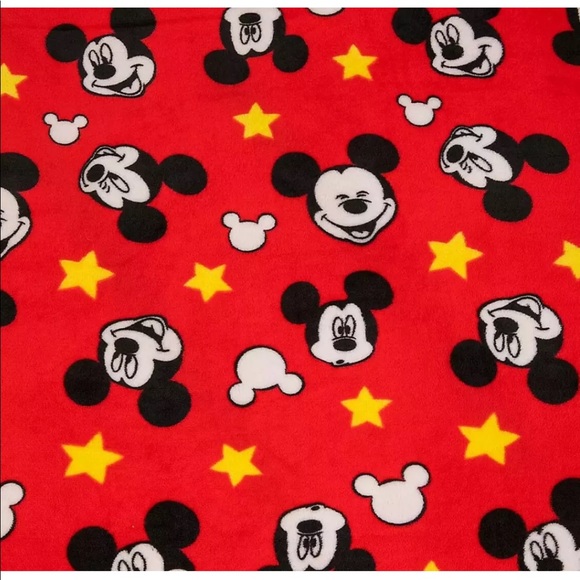Disney | Bedding | Disneys Mickey Mouse Fleece Throw Blanket 5x60 ...